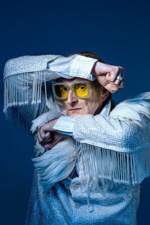ELTON IN VICE-BOYS SCANDAL